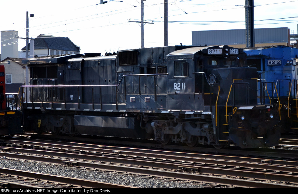 PN C39-8 8211 in NS black